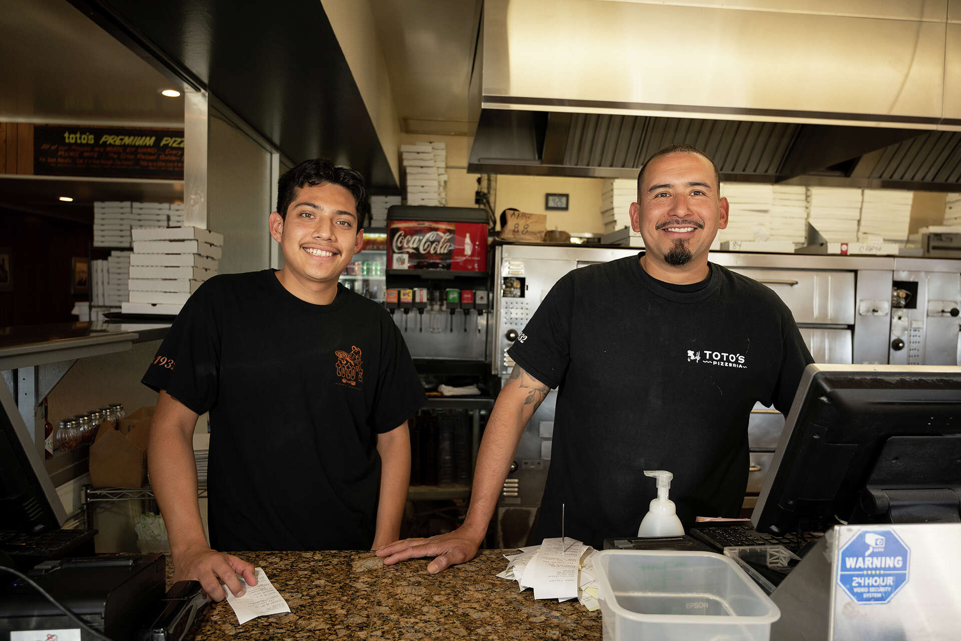 San Francisco’s first pizza delivery restaurant remains a Bay Area hit