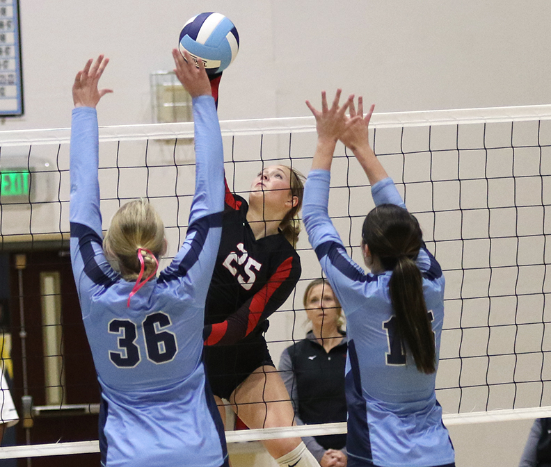 Calhoun completes mission, gets school record with 32nd win