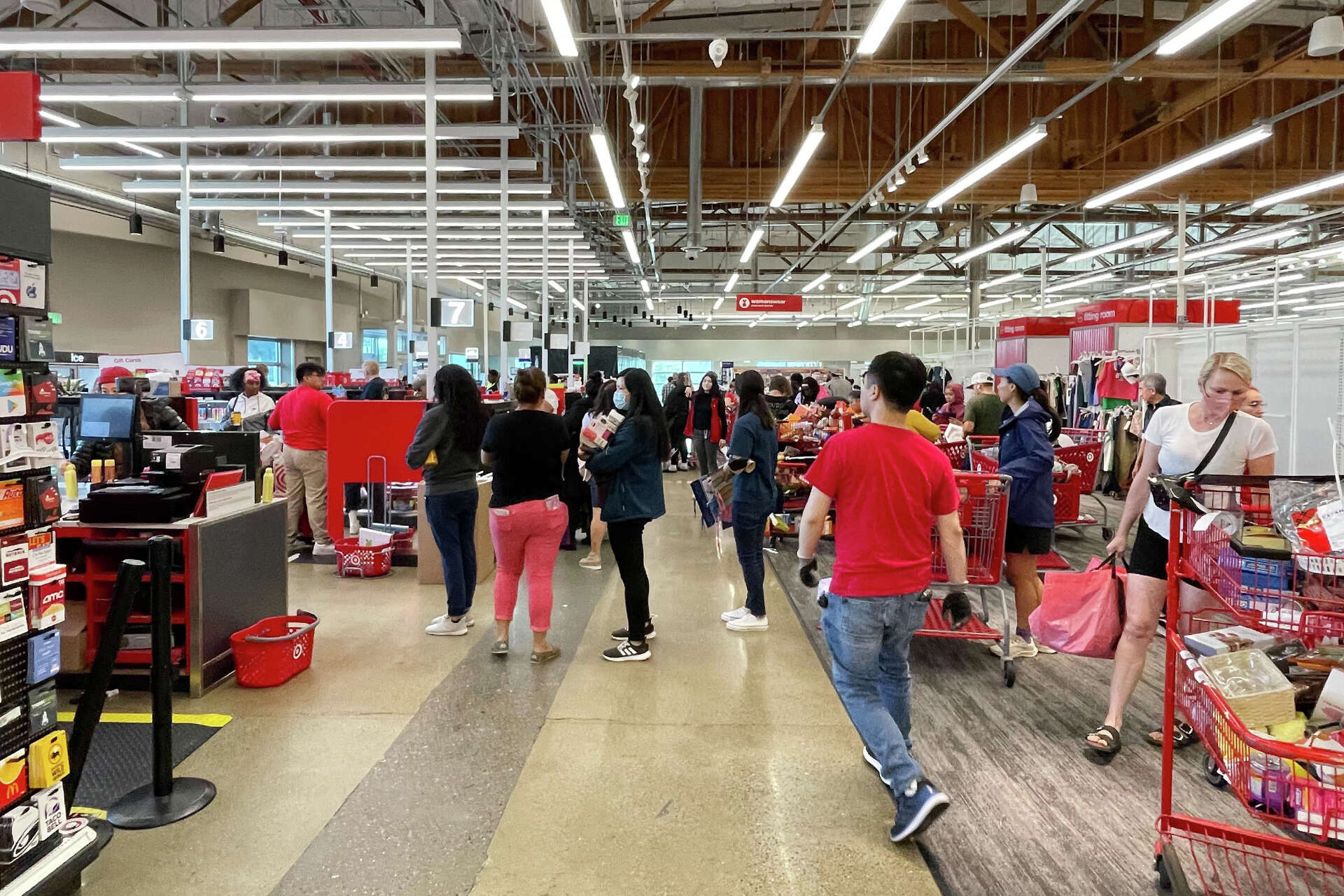 Bay Area Target closures eliminate hundreds of jobs