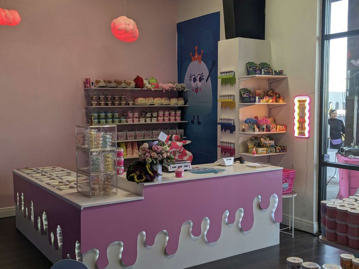 Laredo teen Garibi holds grand opening of 2nd Slimerella Slime Shop