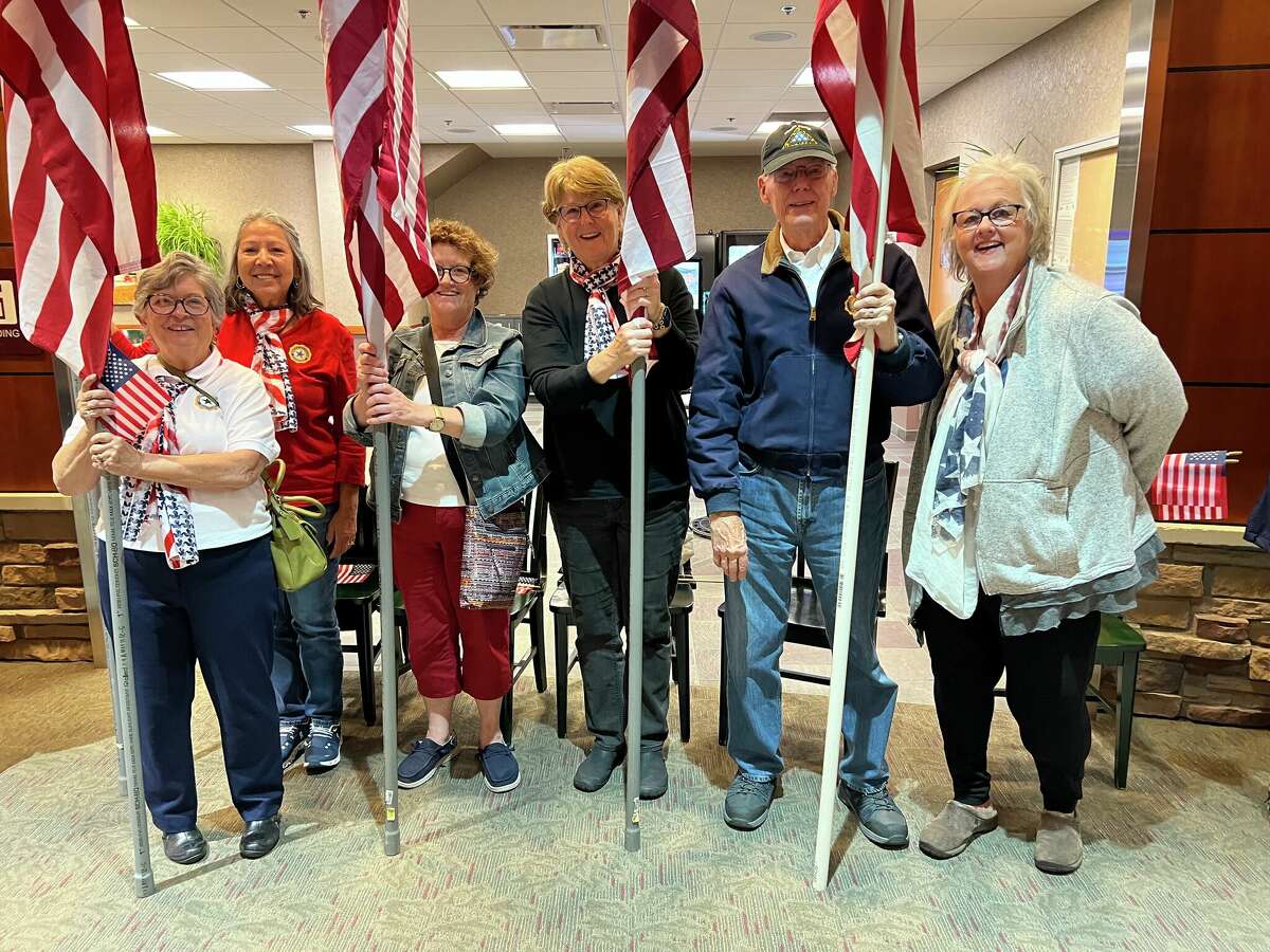 Mid-Michigan Honor Flight takes 75 veterans to Washington D.C.