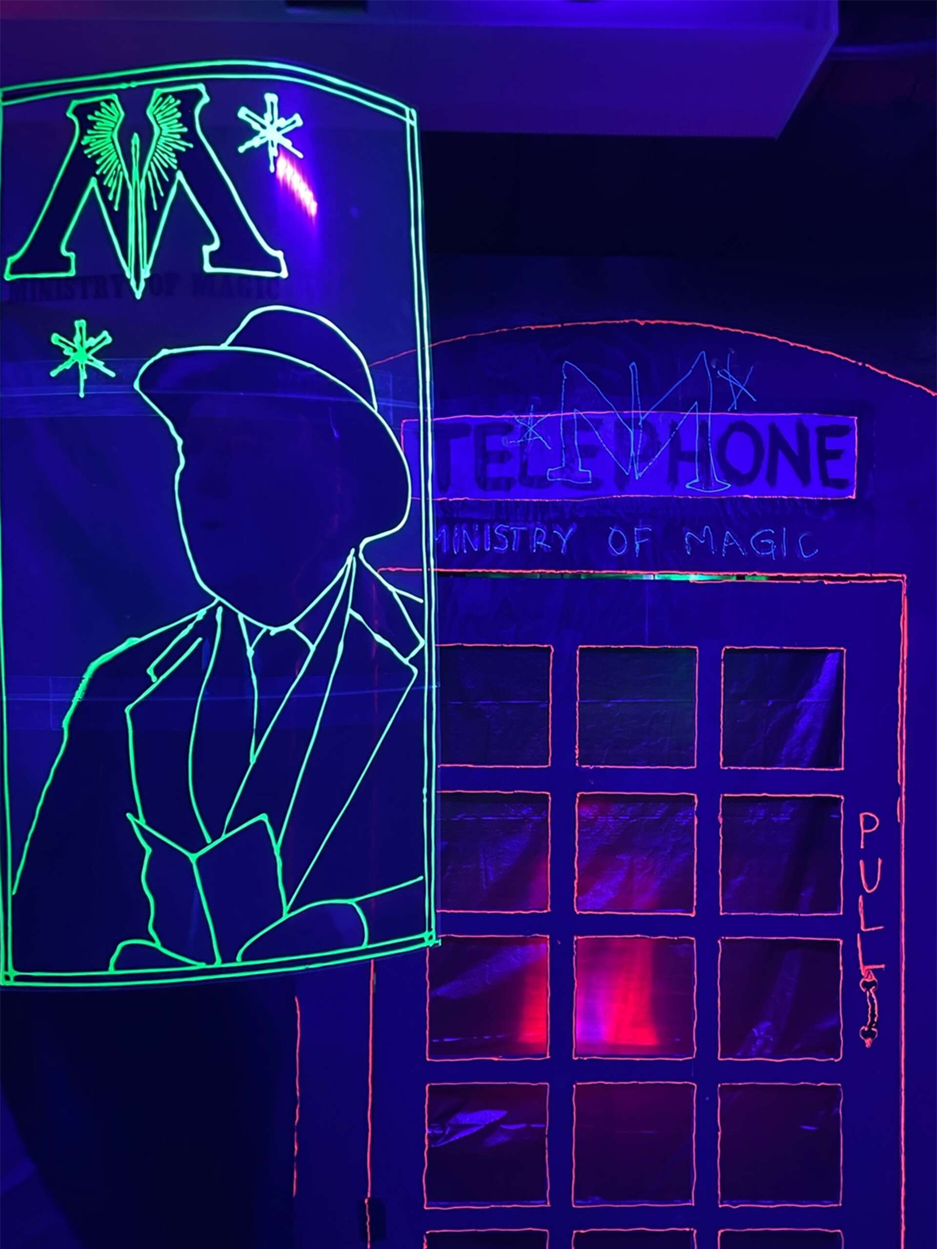 Harry Potter fan turns Bay Area home into Hogwarts every Halloween