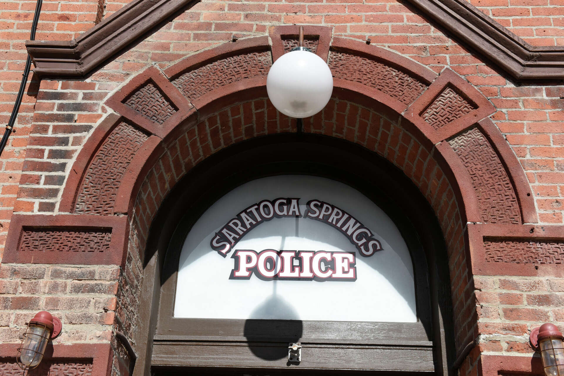 Shots fired outside Saratoga Springs police station