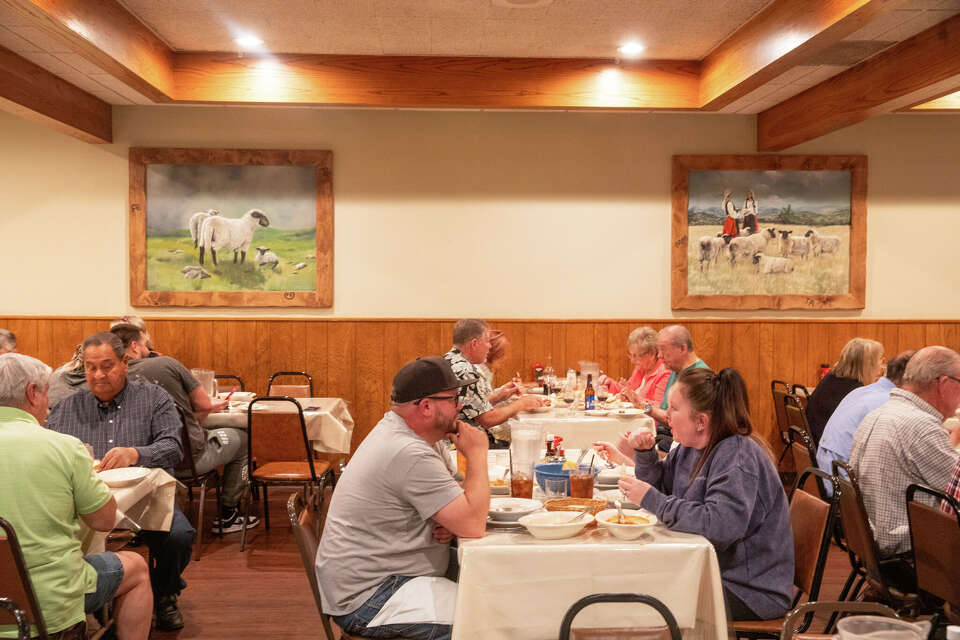 This Calif. Basque restaurant survives by sticking to the old ways