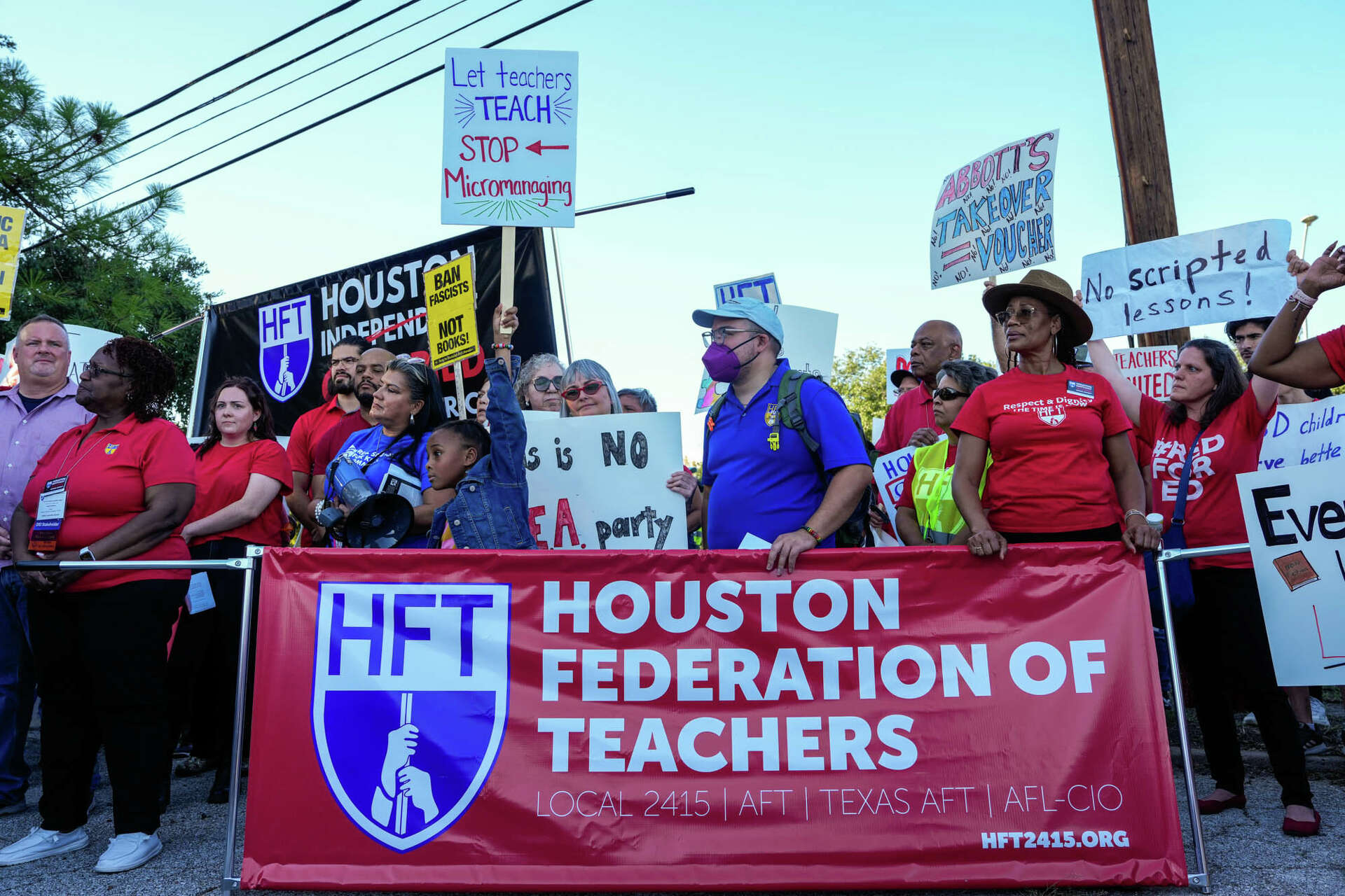 Which unions represent HISD teachers and staff? Here's our guide.