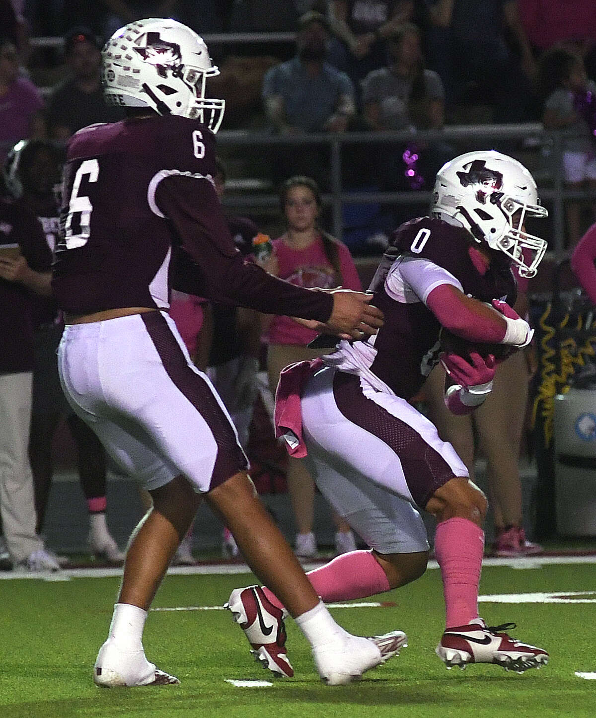 Photos: Who came out on top in District 9-4A-II Friday night?