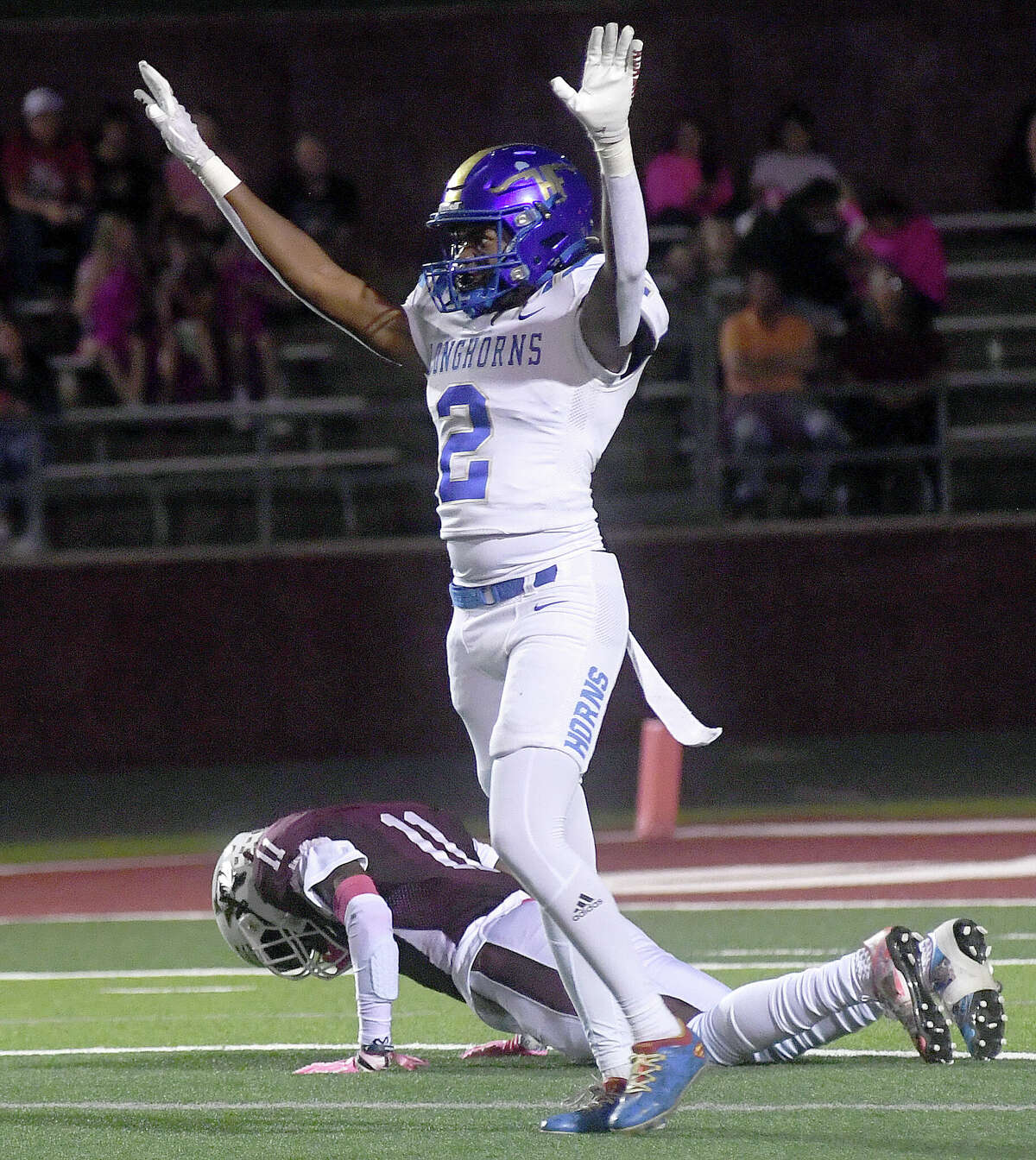 Photos: Who came out on top in District 9-4A-II Friday night?