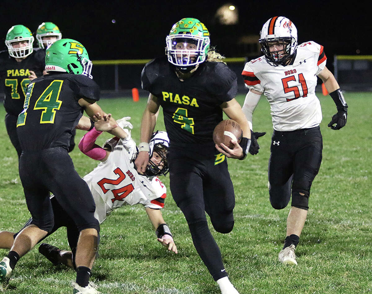 Piasa Birds bury Hillsboro, take aim at 'school history'