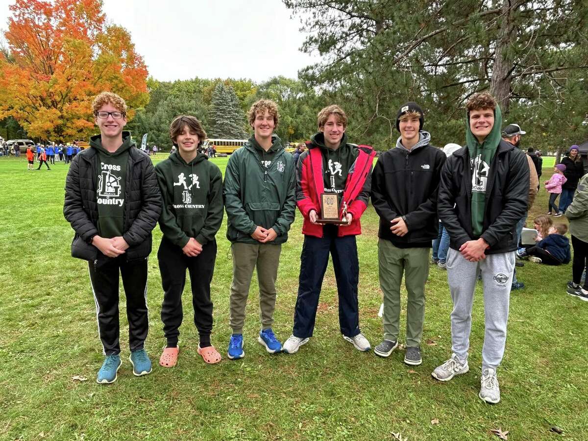 Elkton-Pigeon-Bay Port Laker finishes strong at Thumb XC meet