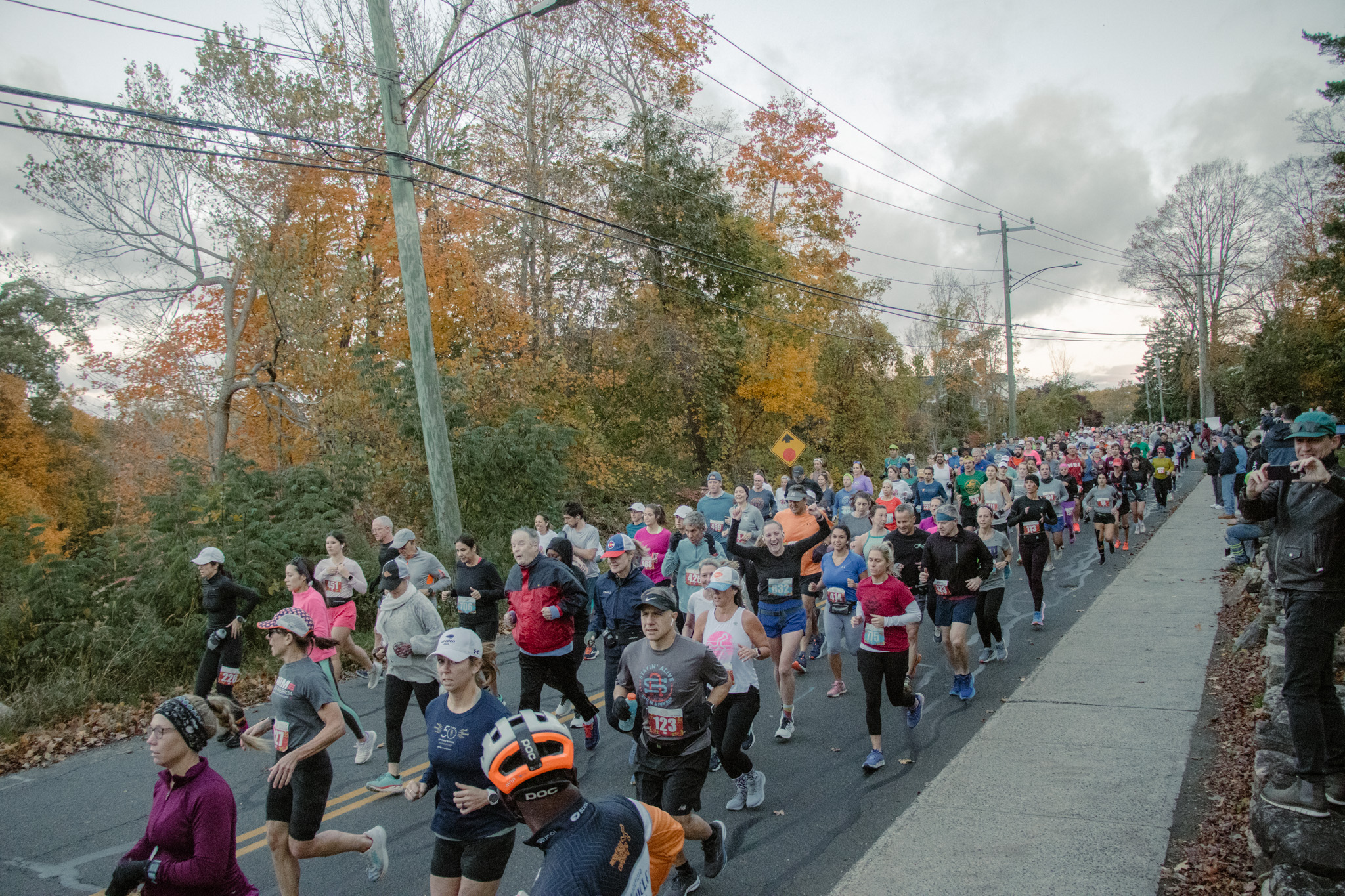 Nearly 600 runners take part in Ridgefield road races