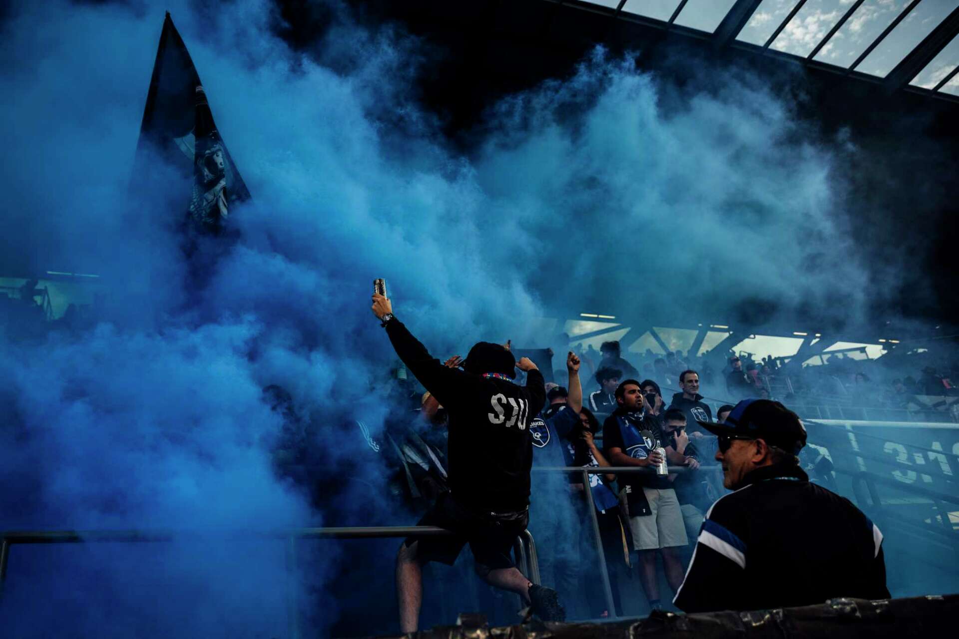 How John Fisher runs Earthquakes: Like A’s, but he shows up for them