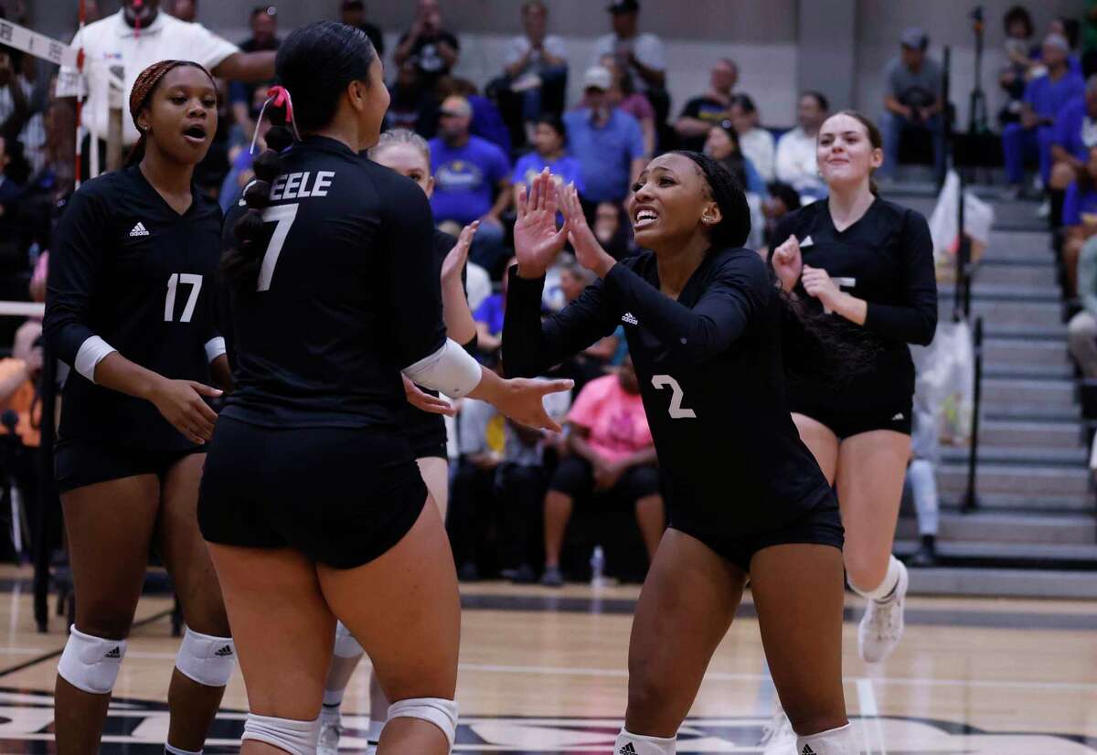 Steele volleyball claims share of District 27-6A title