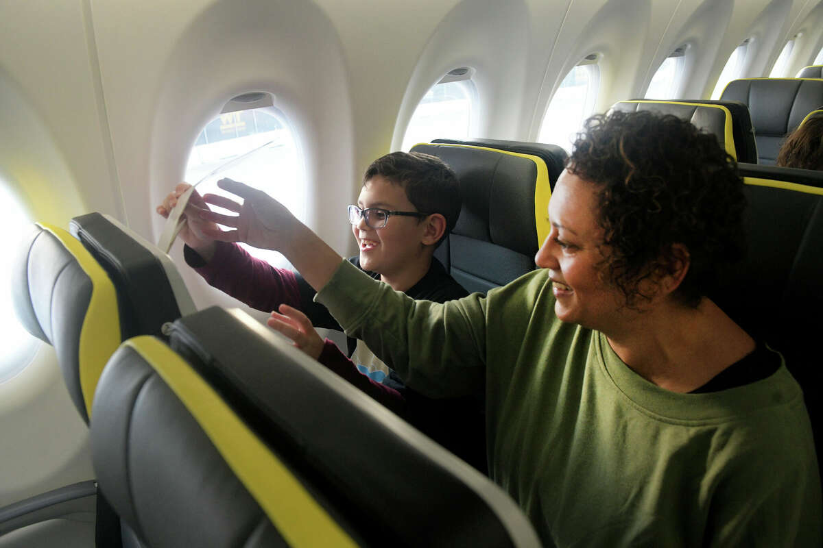 Breeze Airways hosts 'Autism Flies' practice at CT's Bradley airport