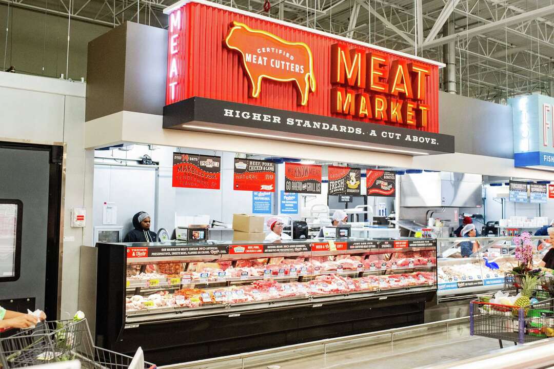 Photos show H-E-B's transformation from local market to Texas favorite