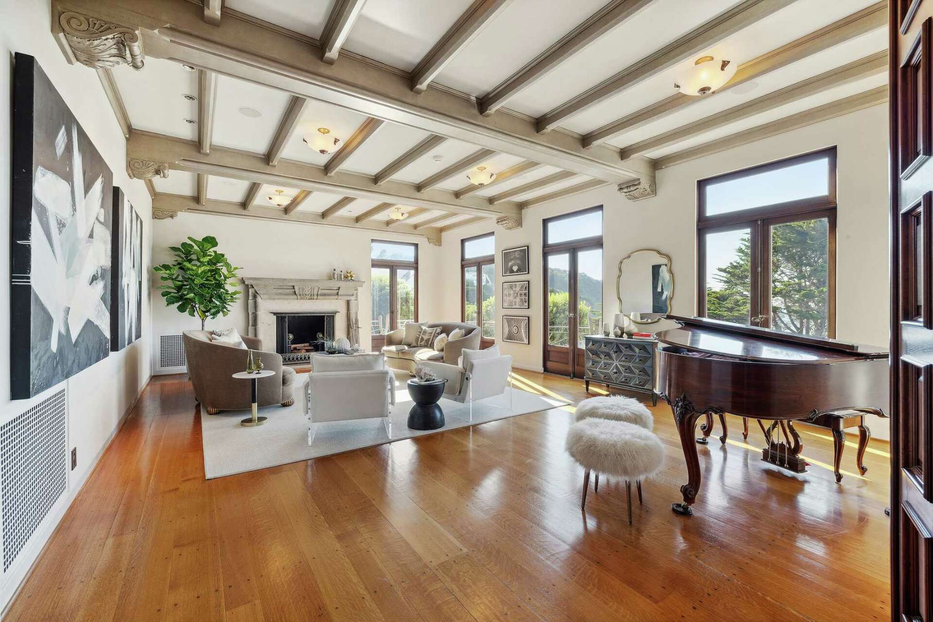 Photos: Robin Williams’ former San Francisco home on sale for $25M