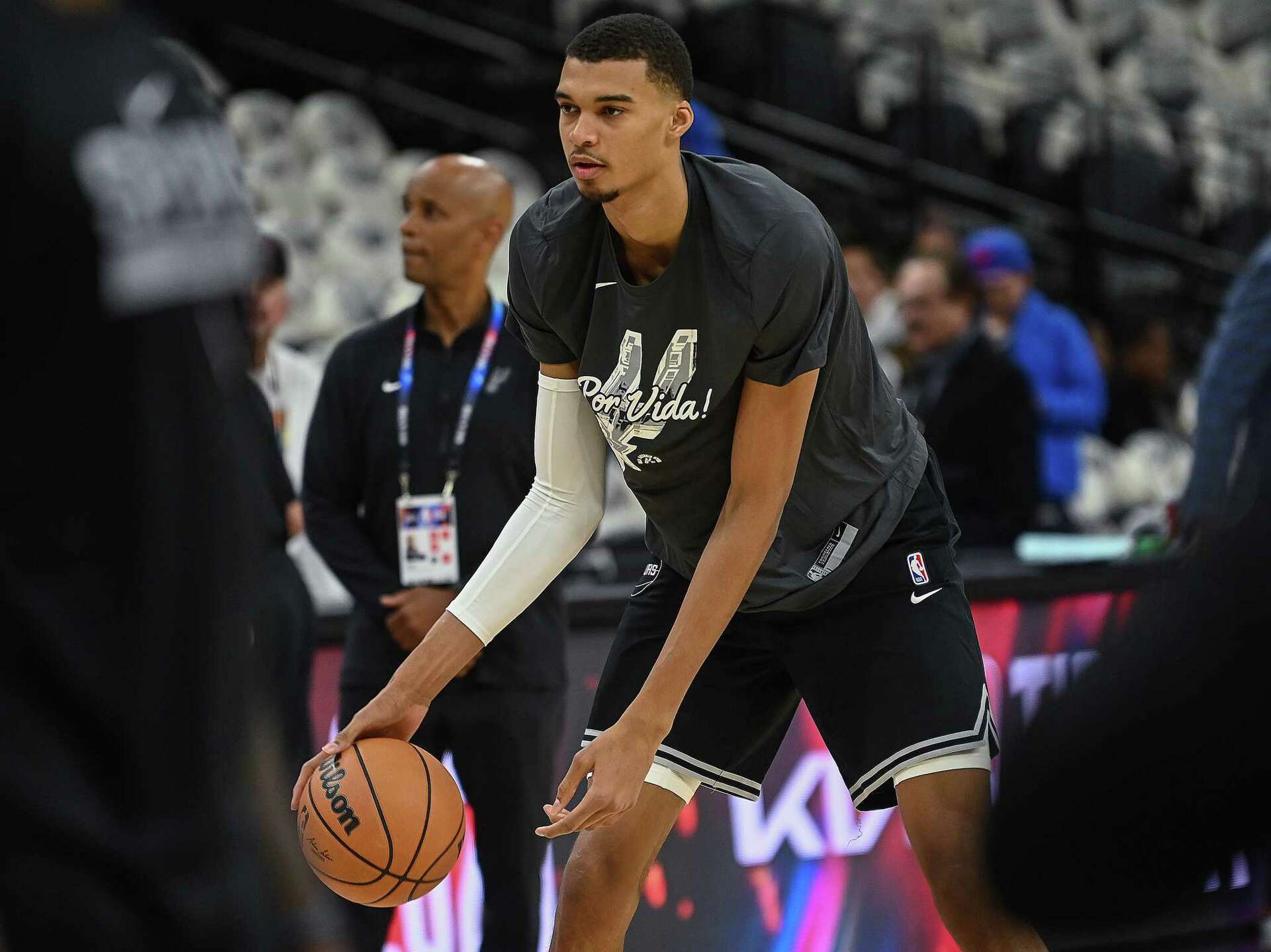 Even in defeat, Wembanyama brings basketball buzz back to San Antonio