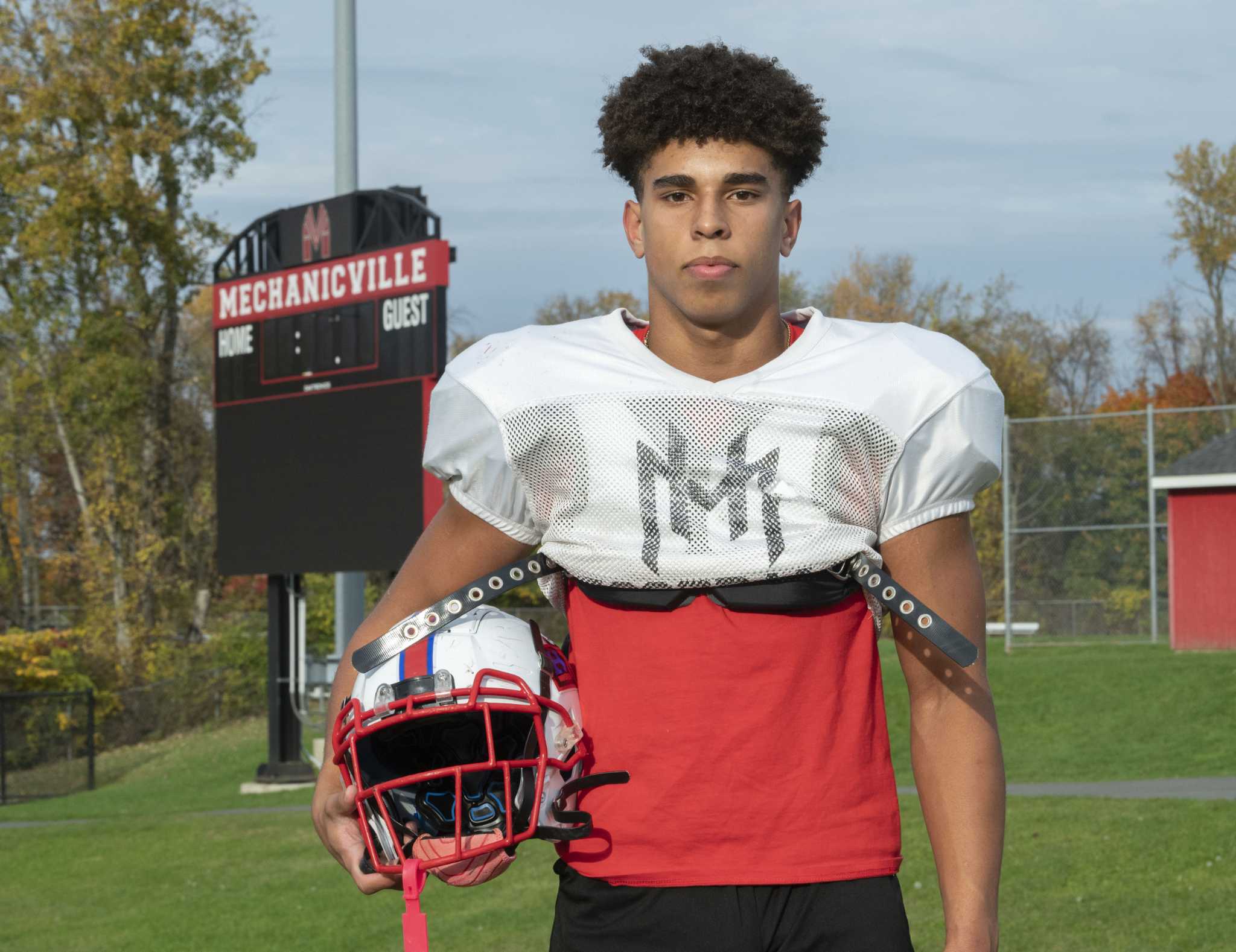 Football small-school defensive Athlete of the Year: Marcus Robinson