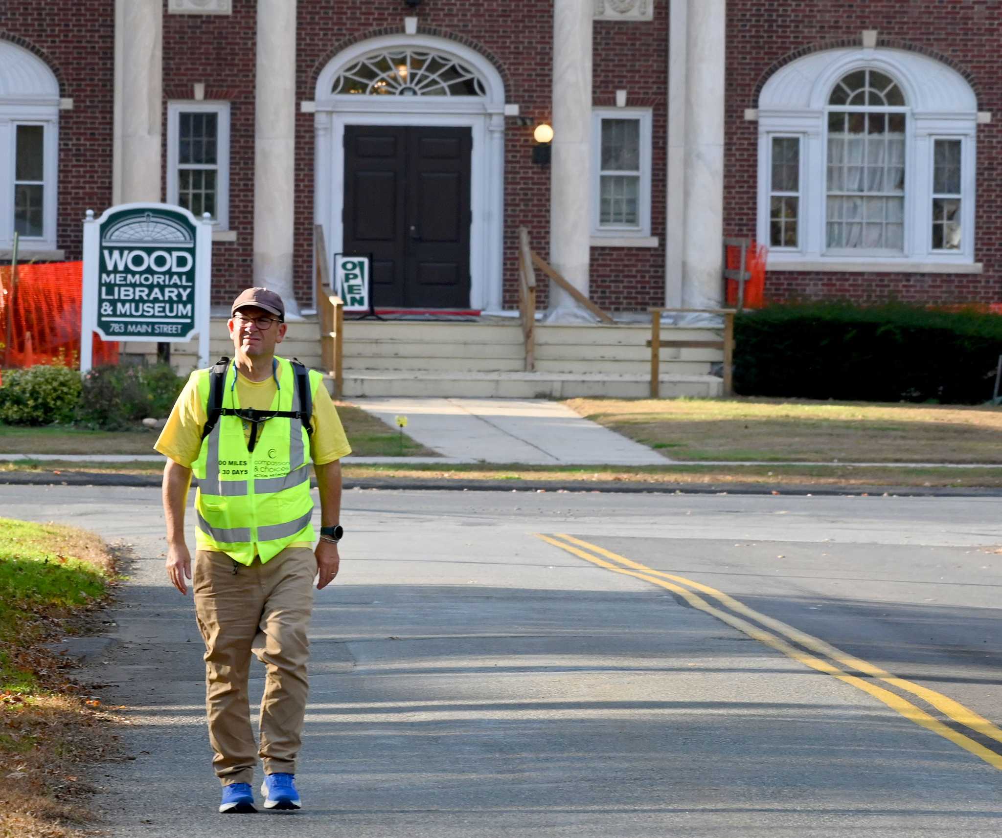 CT man walks 300 miles around state to support aid-in-dying bill