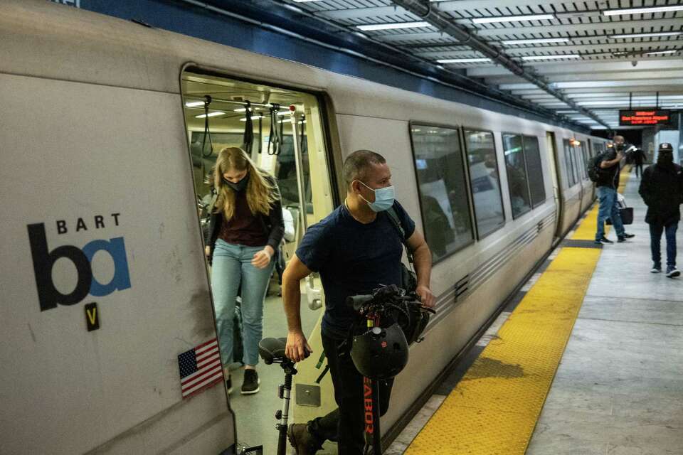 BART directors suggest consolidating with Bay Area transit agencies
