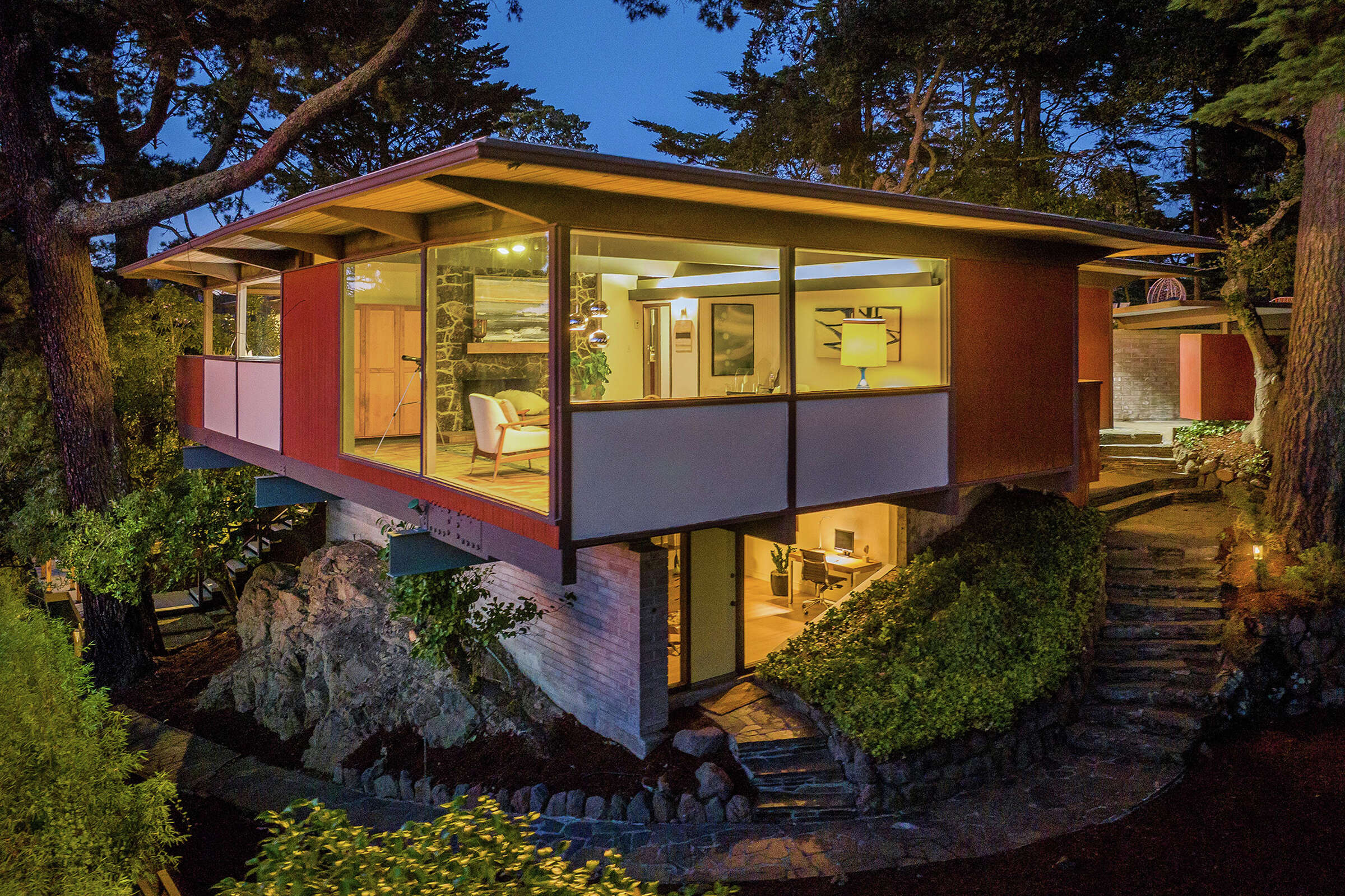 Dave Brubeck's legendary 'house in the sky' hits market in Oakland