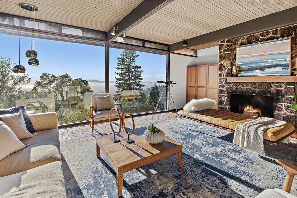 Dave Brubeck's legendary 'house in the sky' hits market in Oakland