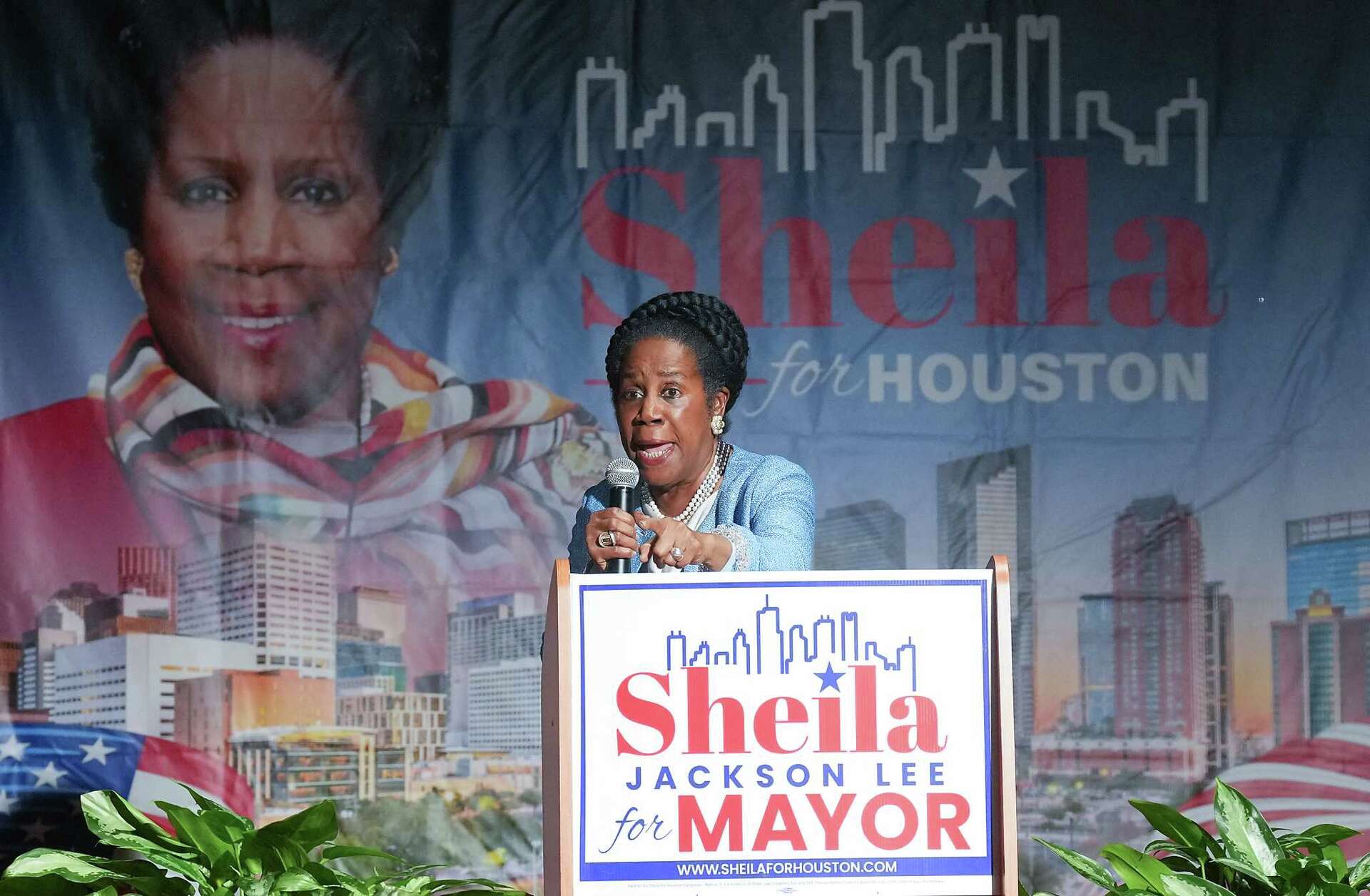 Sheila Jackson Lee's ex-staffers divided on her tough management style