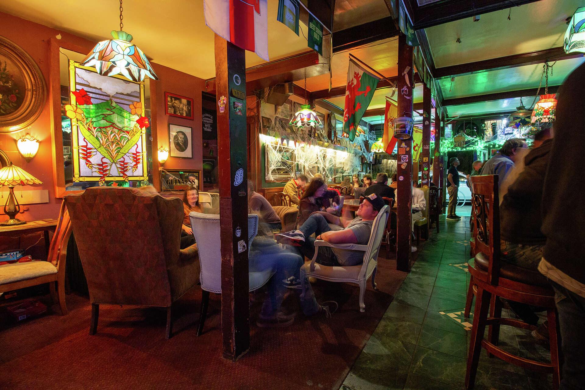 In a sea of SF closures, a beloved bar turns 130