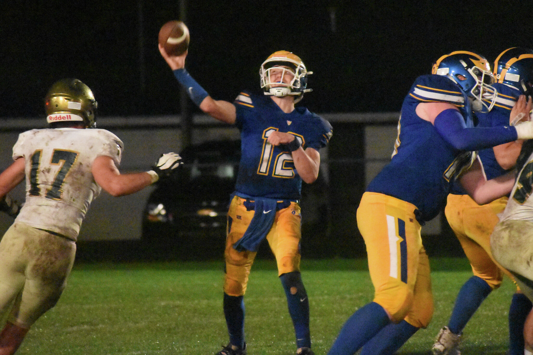 Eight Evart football players named to all-conference team