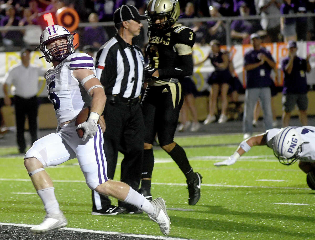Wade Phillips embraces Mid-County Madness history with players