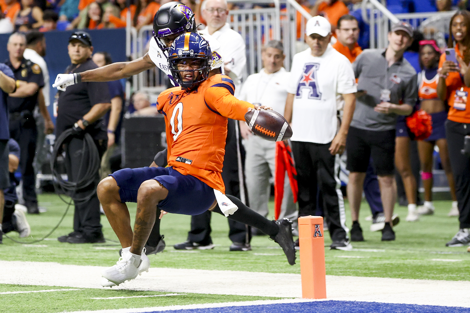 UTSA rides explosive plays to win against East Carolina