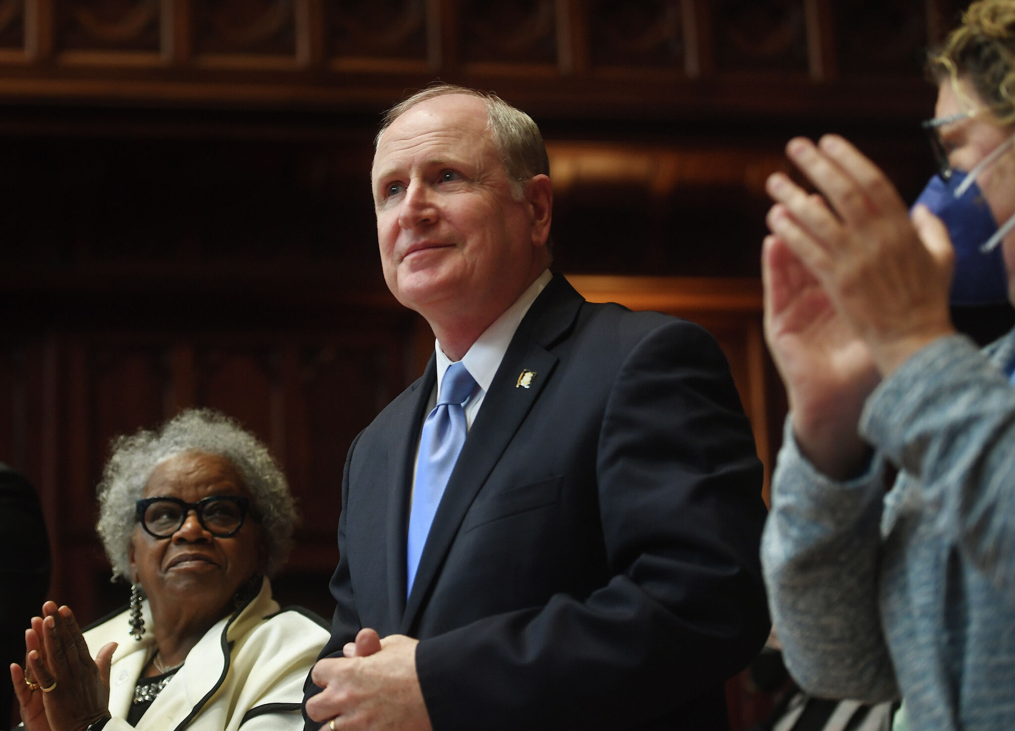 Republicans in CT Senate abruptly change leadership