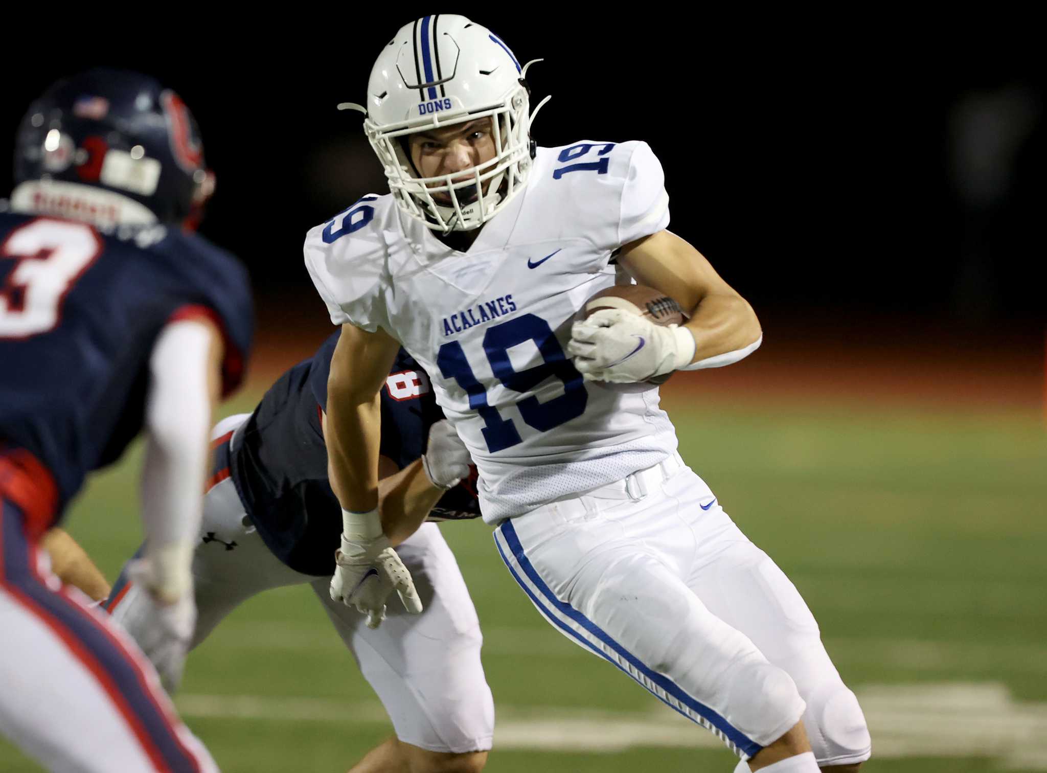 Six Top 25 Metro football teams meet with league titles on the line