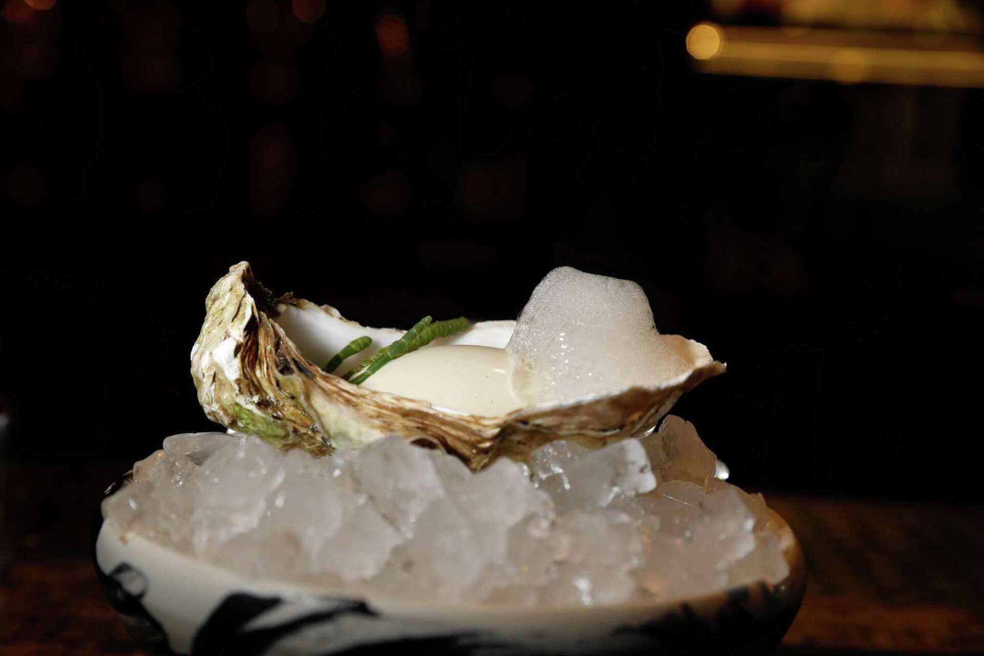 Aphotic, a Michelin-starred seafood restaurant in SF, will close.