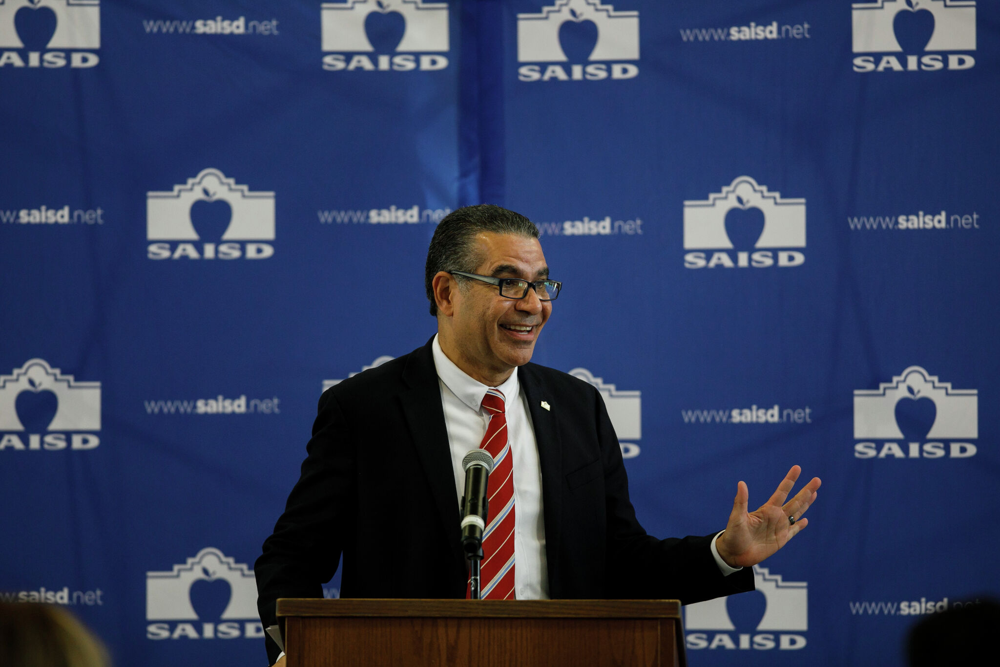 SAISD board to vote Monday on 15 school closures, three mergers