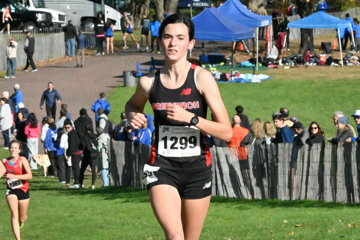 2023 CT high school girls cross country championships roundup.