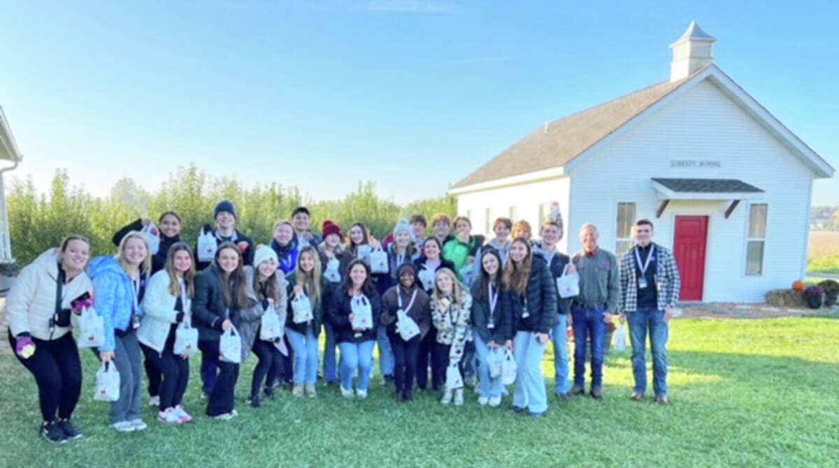 Edwardsville Ceo Program Launches Jumpstart To Joy Christmas Event