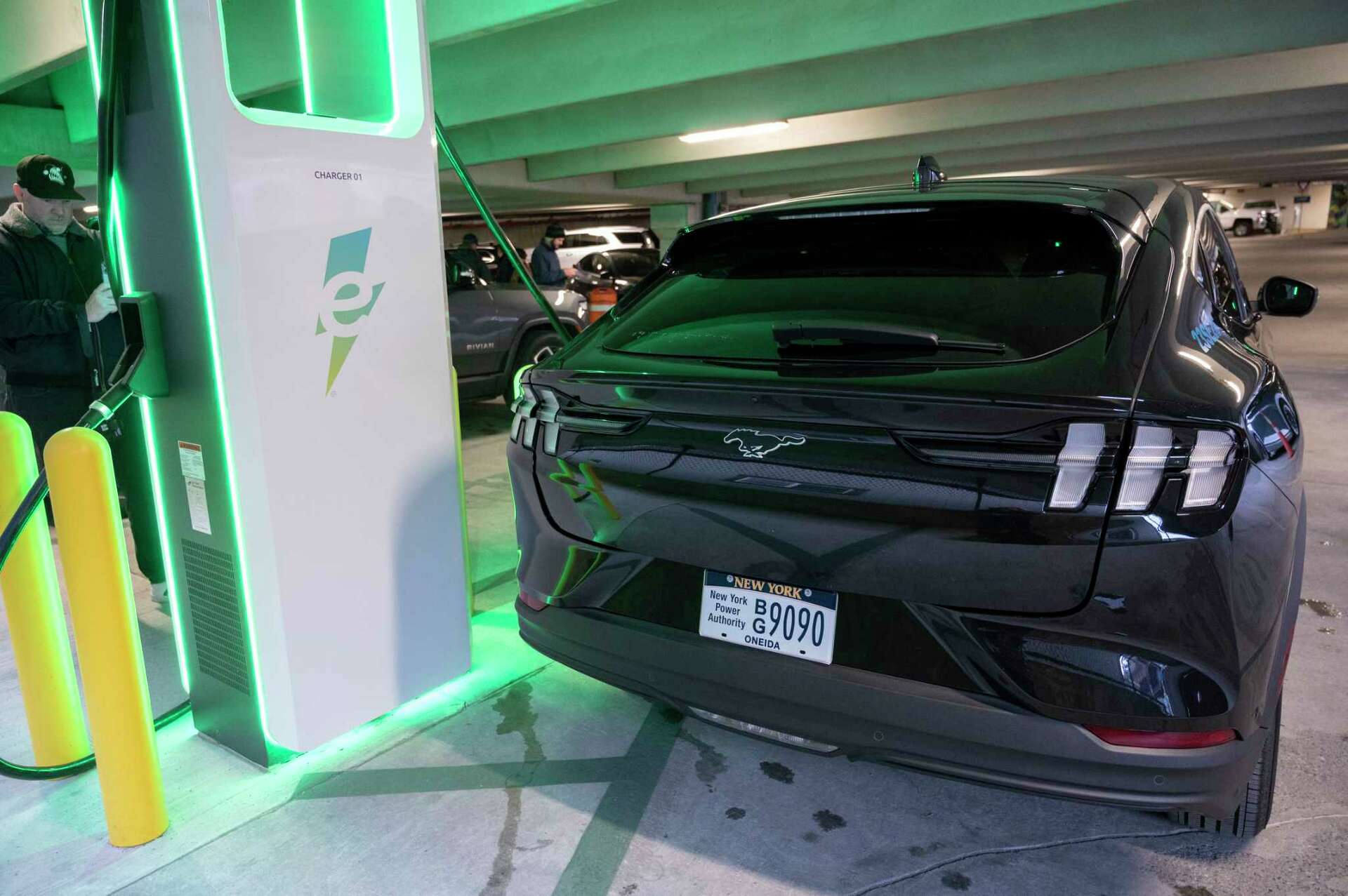 Albany unveils high-speed EV charging station downtown