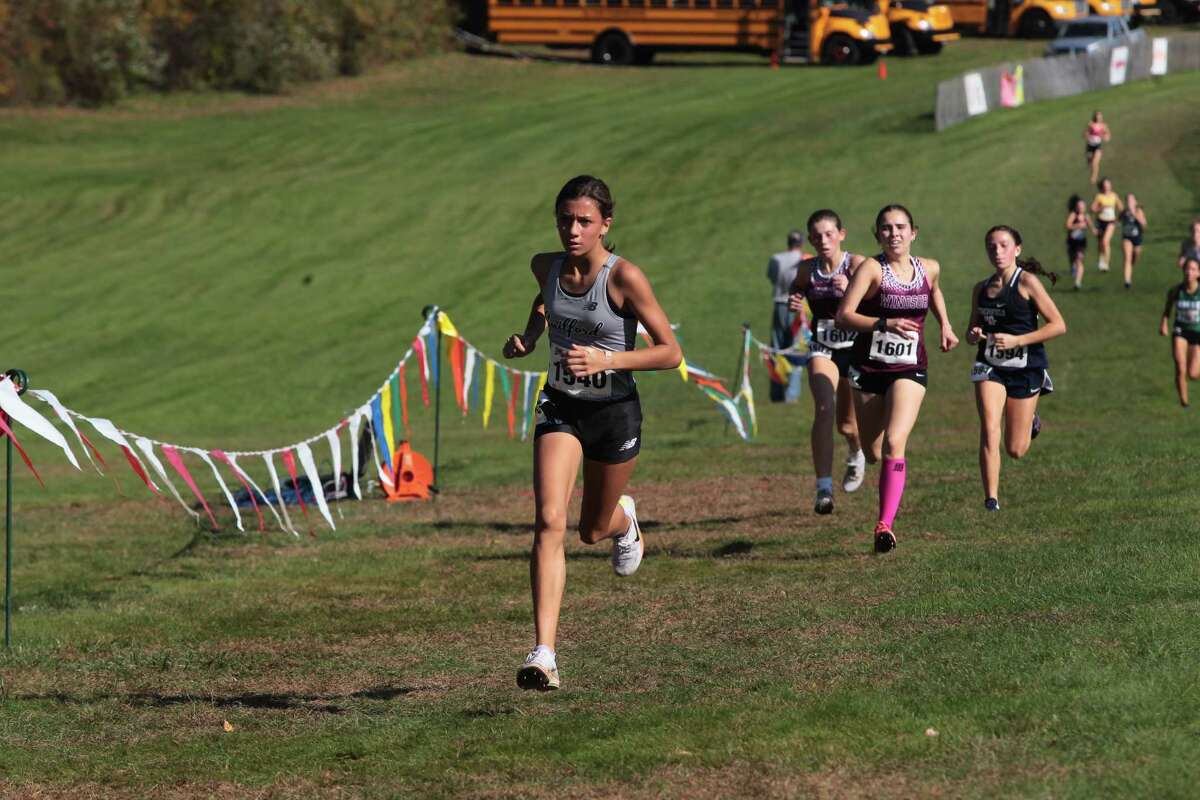 2023 CT high school boys cross country championships roundup.