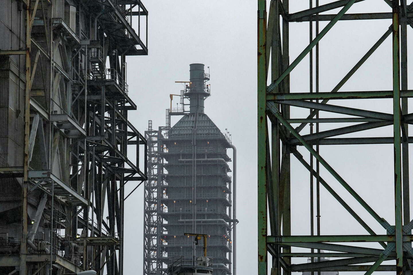 Vistra moves forward with two power plants in the Permian Basin