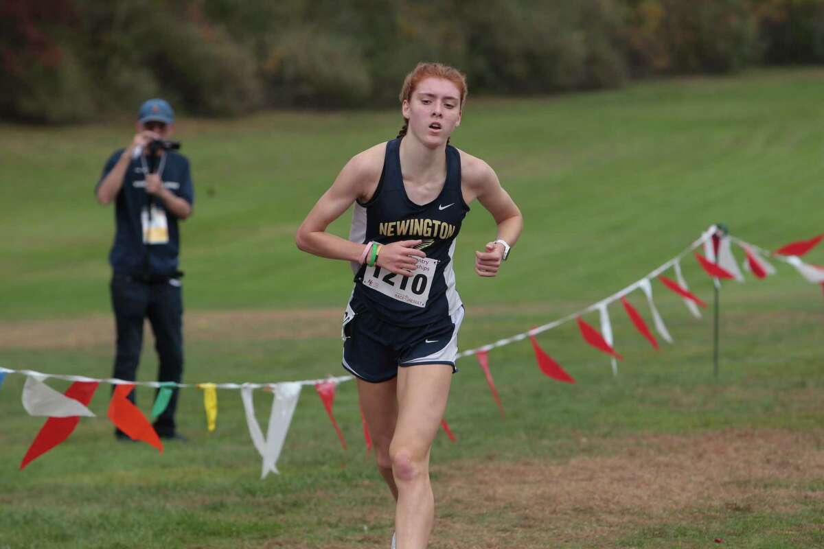 2023 CT high school girls cross country championships roundup.