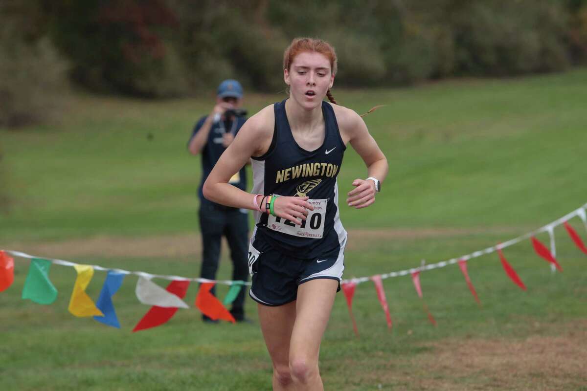 2023 CT high school girls cross country championships roundup.