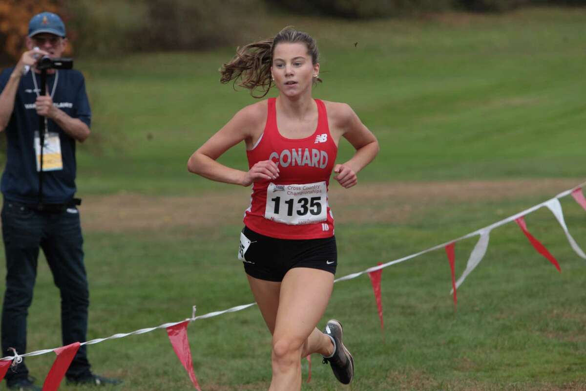 2023 CT high school girls cross country championships roundup.