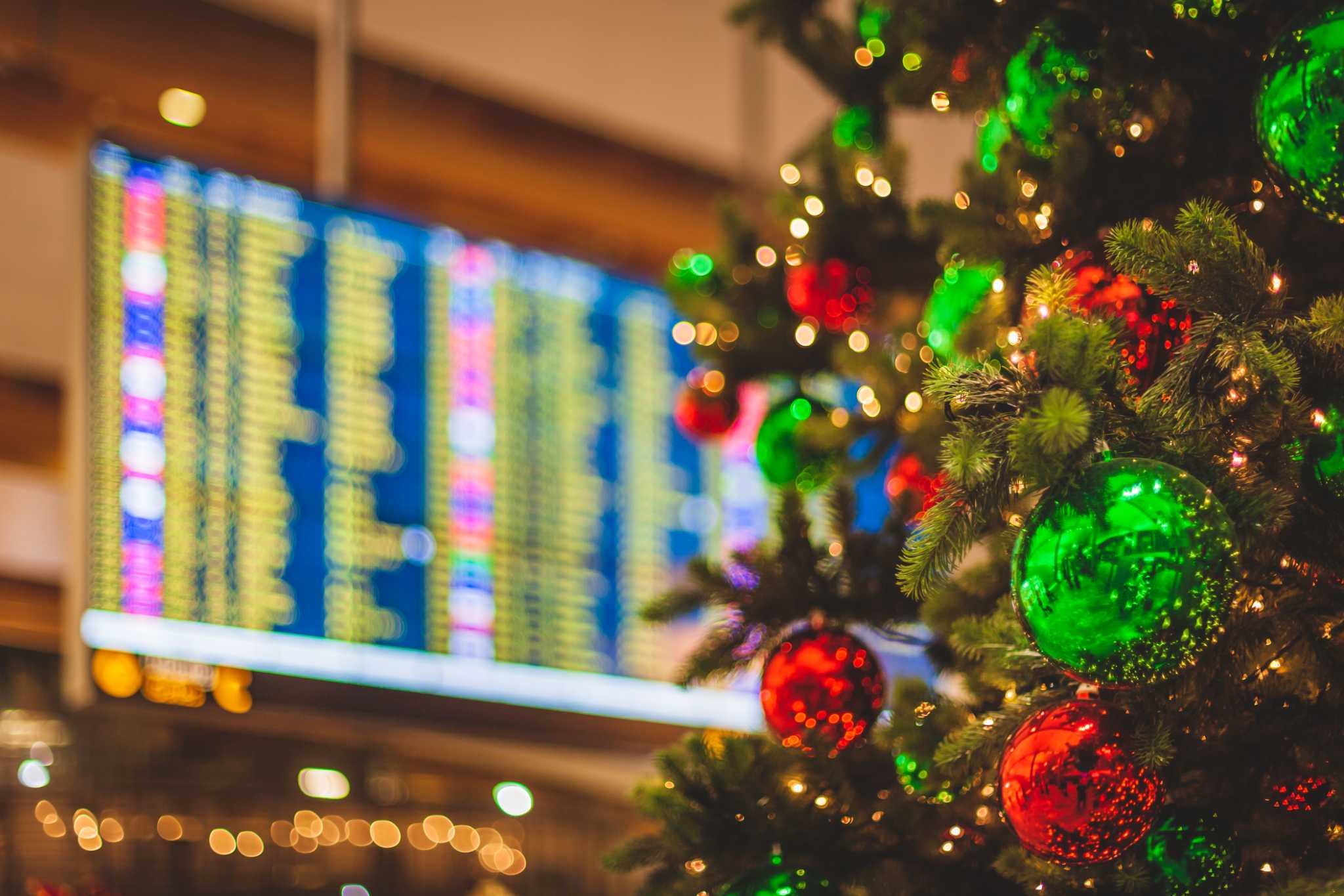 The Busiest Days to Fly During the Winter Holidays