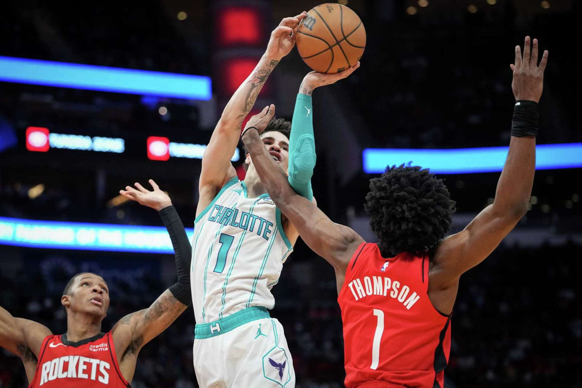 Rockets' Jabari Smith Jr., Amen Thompson on USA Basketball Select team