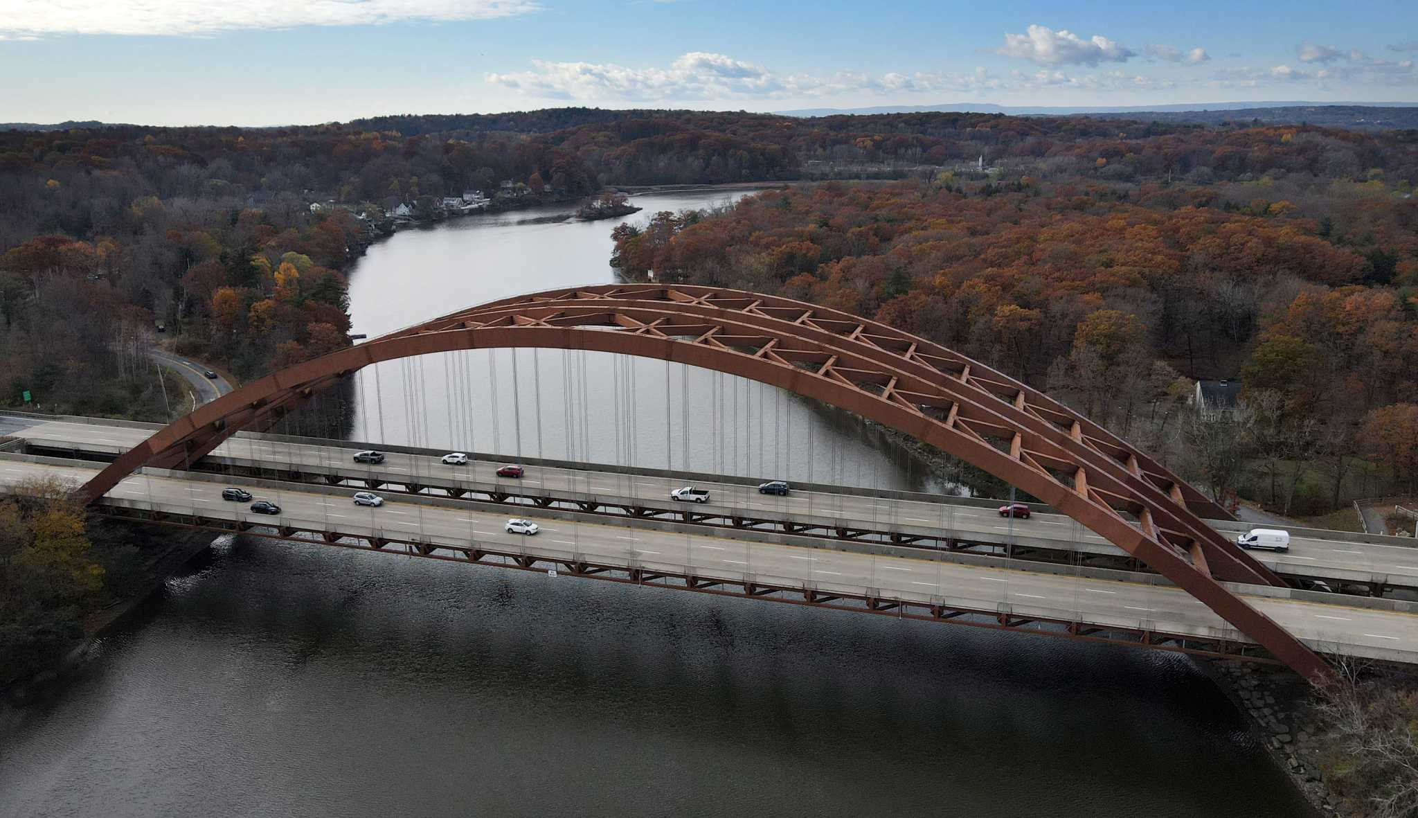 Traffic slows on Northway following Twin Bridges crash
