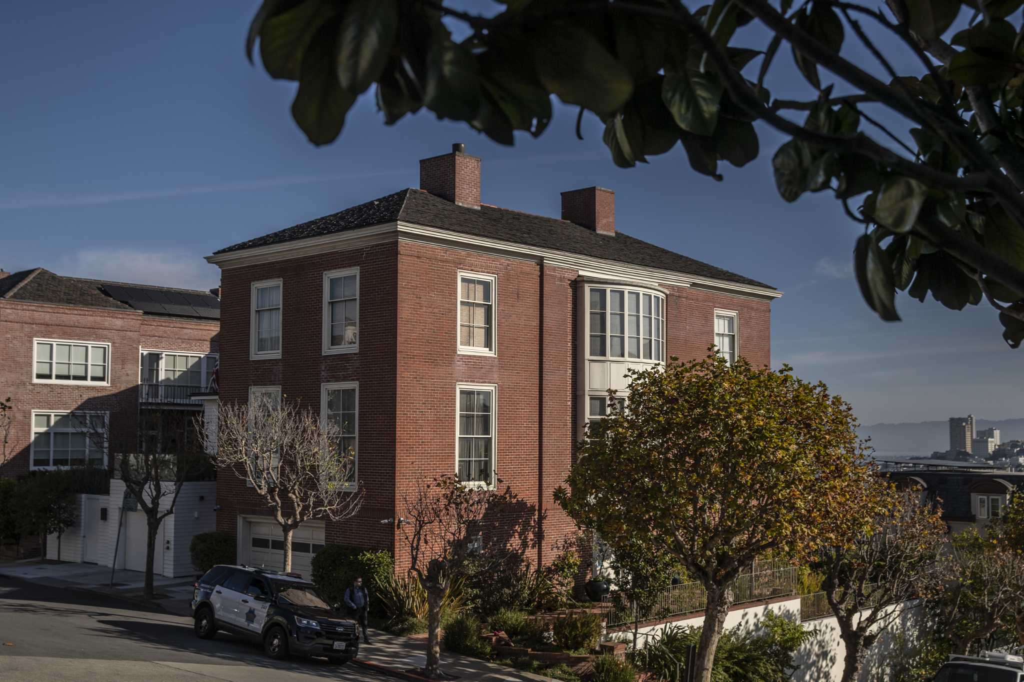 Nancy Pelosi had no security at SF house when husband was attacked