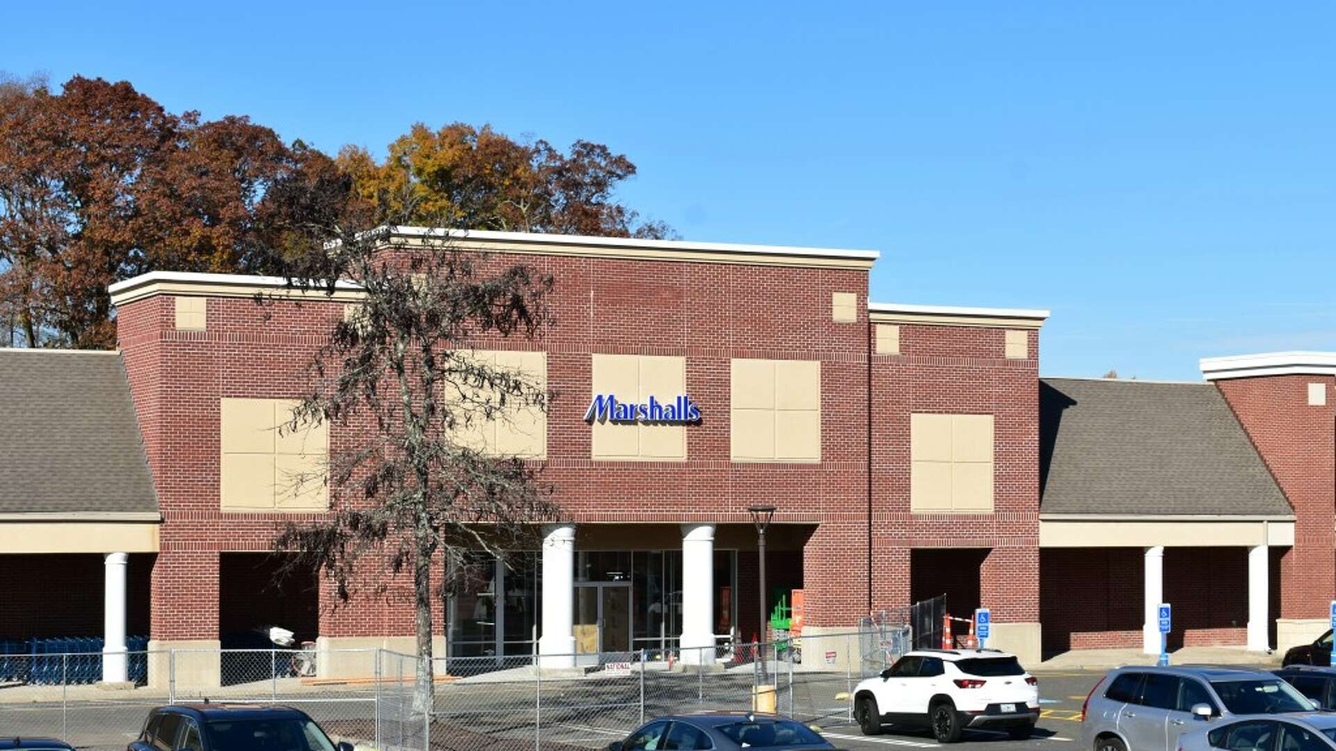 Marshalls to open in Winsted next year in recently sold retail center