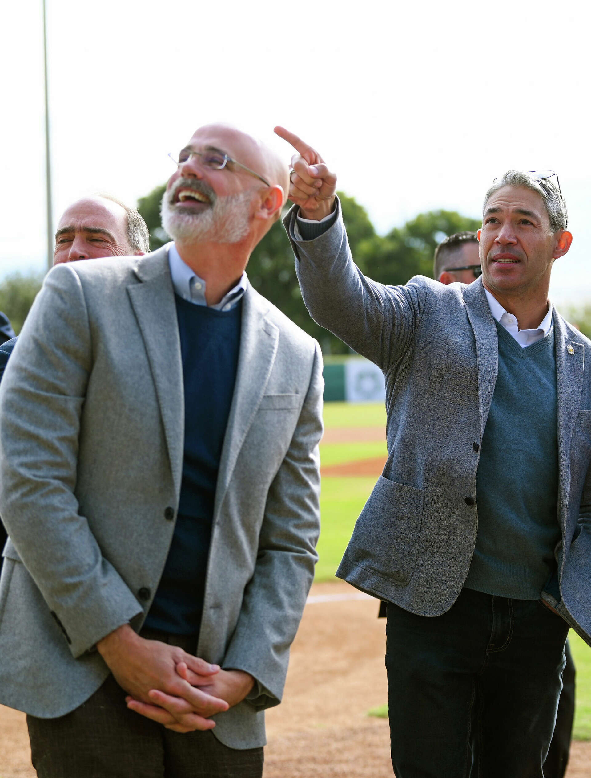 If Spurs move downtown, new NBA arena could be built at Hemisfair