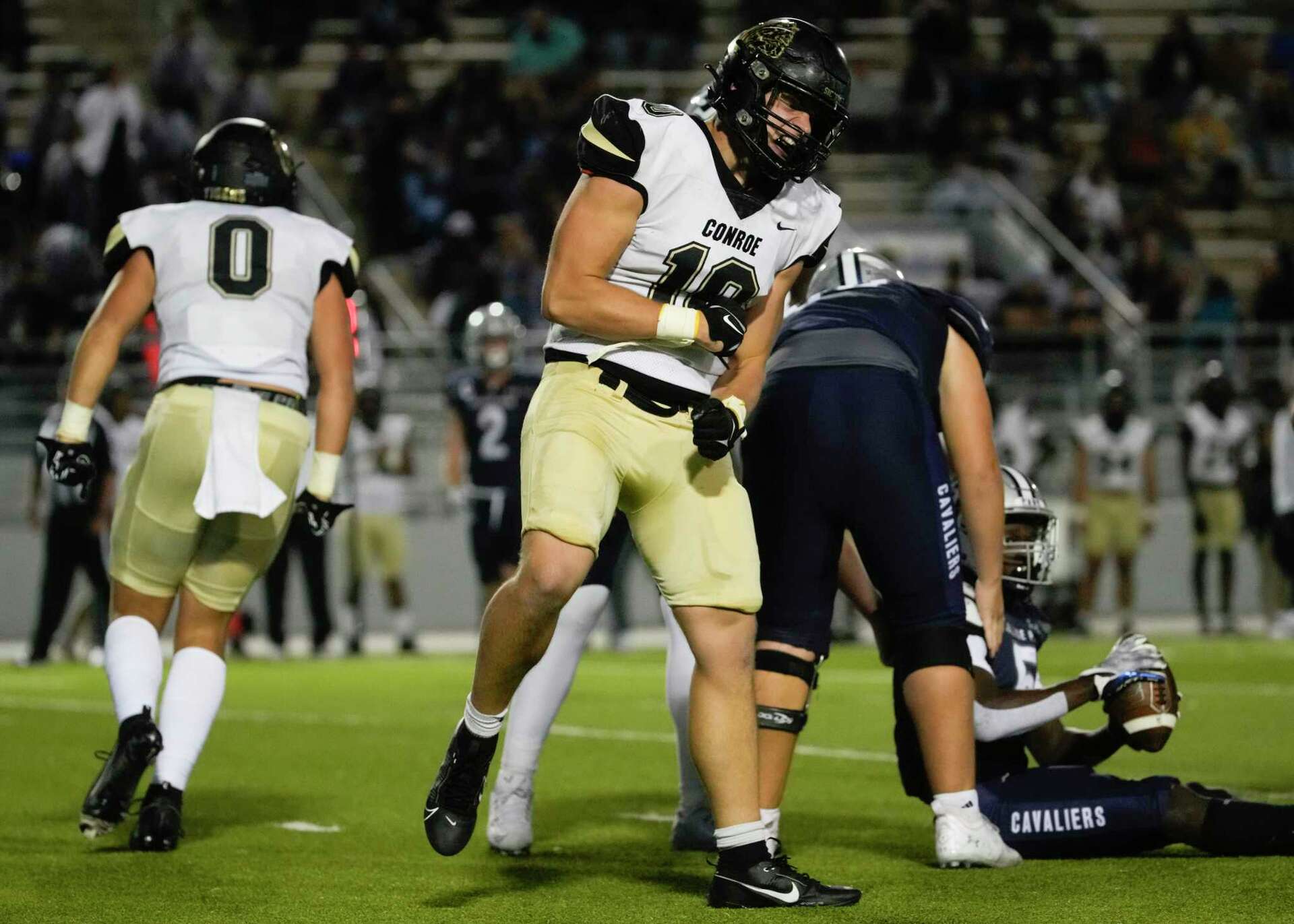 Conroe Tigers top College Park Cavaliers for final playoff spot