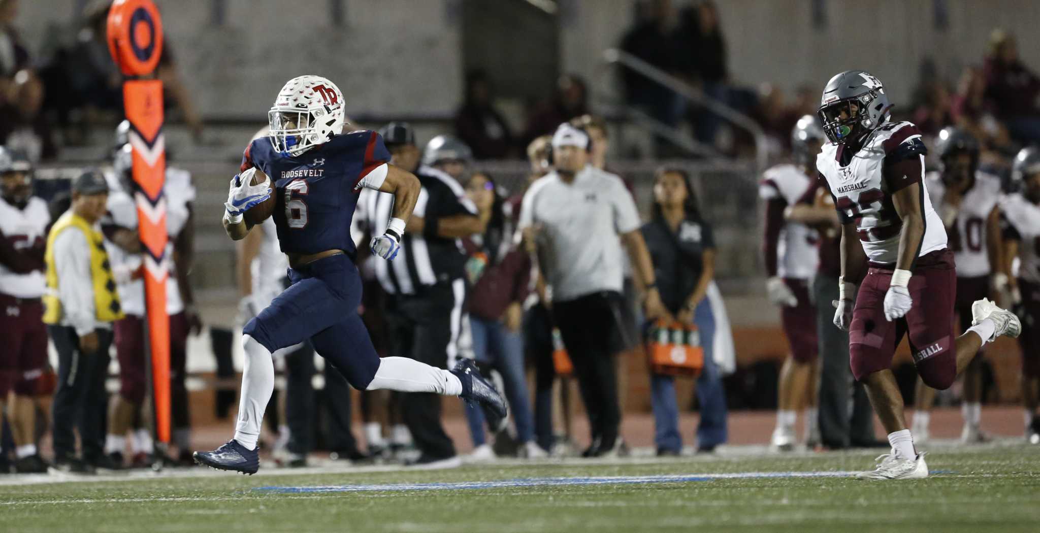 Brennan Carroll rushes for 339 yards in a Roosevelt victory